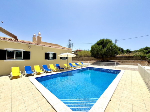 Quarteira Amazing Villa With Private Pool By Homin - Quarteira