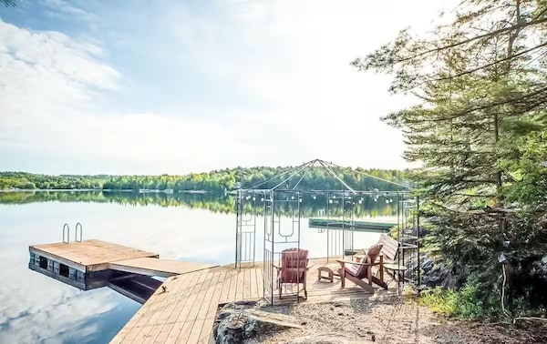 French River Family Friendly, Boat Friendly, Close To Ammenties Cottage - Killarney
