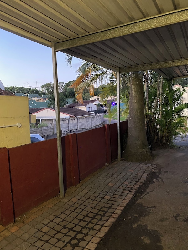 Highgate Park Estate Guest House - Durban