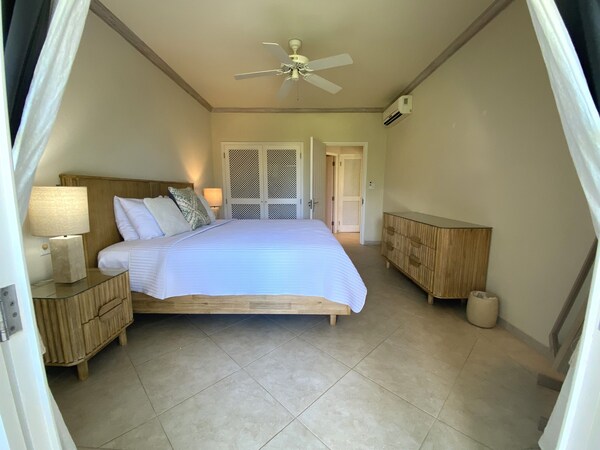 Spacious 2 Bedroom Apartment At Sugar Hill Resort, Pools, Tennis Court - Barbados