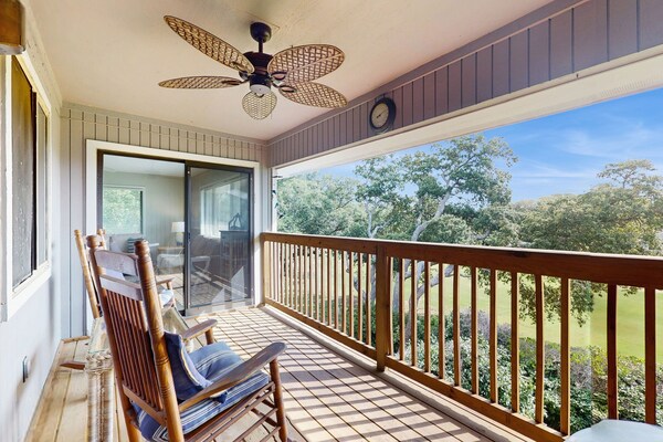 Stunning Coastal Condo With Shared Pool And Views Of Golf Course - Bald Head Island, NC