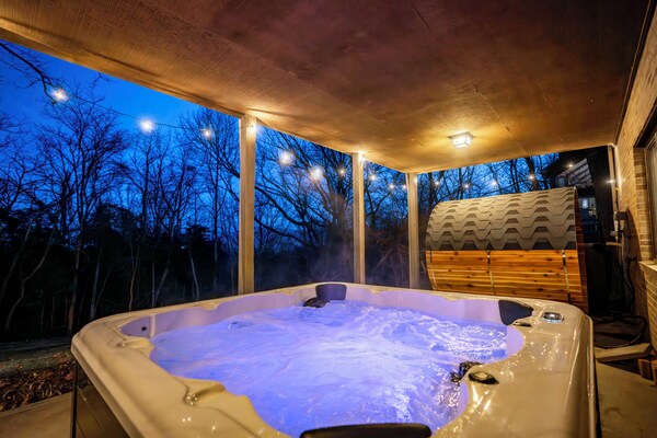 8br In Massanutten W/ Hot Tub, Sauna, Theater - Shenandoah, VA