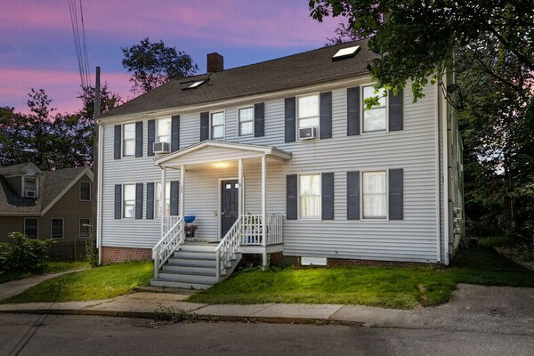 Dtwn Amesbury! 15 Mins To Beach! - Exeter, NH