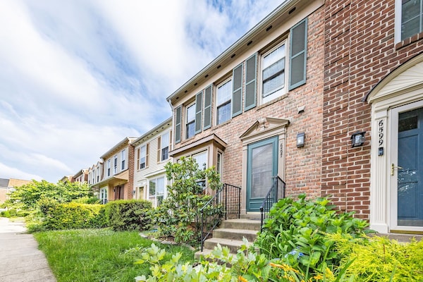 Cozy Safe Haven 4bed Home 20 Mins To Dc Sleeps 10 - Fairfax, VA