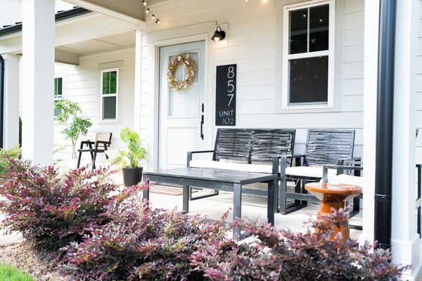 Mulberry On Athens - 4 Bedroom Curated Stay In Raleigh/cary - Cary, NC