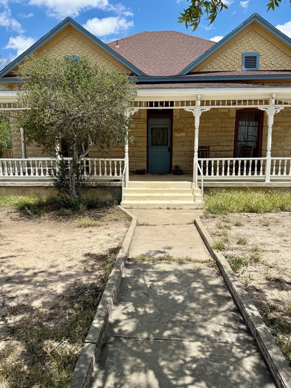 Charming Historical John Taini Home In Central Del Rio - Del Rio, TX