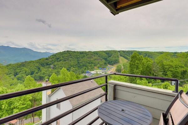 Smokies Condo 3 Mi To Nat'l Park + Hot Tub Access - Gatlinburg, TN