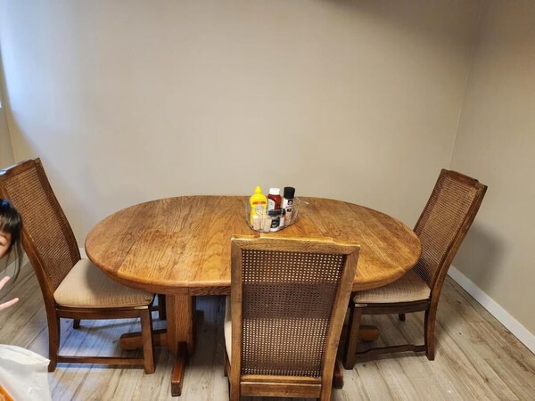Economical Homestay - Burnaby