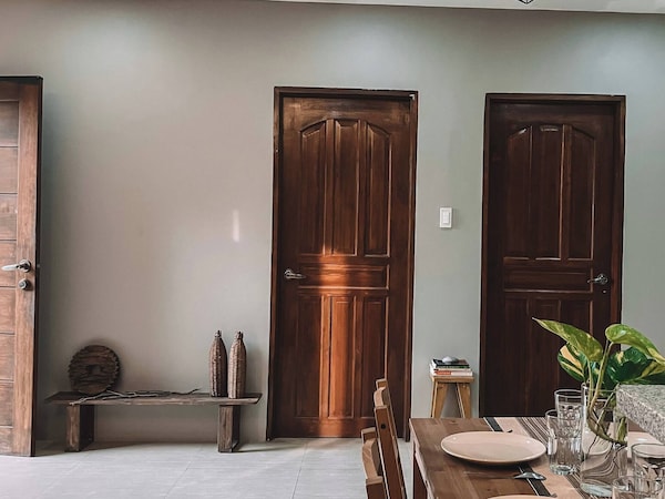 2br Laid Back Apartment, Near Beach - 라 유니언