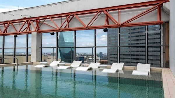 26th Fl Bold Cozysuites W/pool, Gym - ダラス