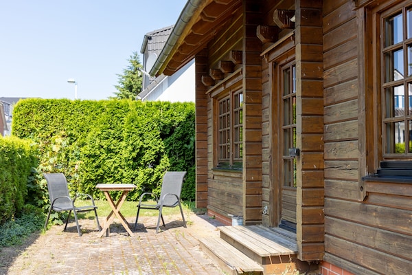 Economy Log Cabin Fernando Magellan - Own Sauna, Vacation With Dog - Sassnitz