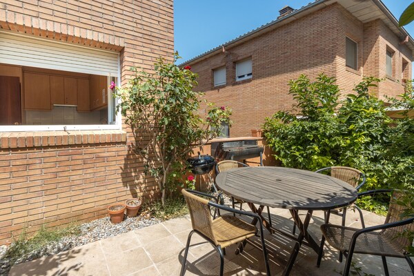 Holiday Home 'Lago De Banyoles' With Lake View, Wi-fi And Air Conditioning - Besalú