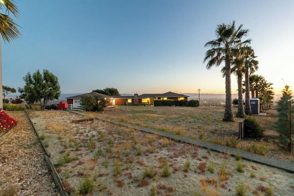 The Great Escape 5 Bedrooms -Pool, Sauna, Private Acreage . - San José, Estados Unidos