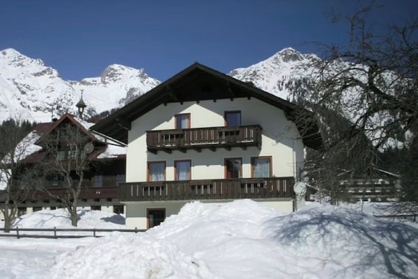 Ferienhaus 'Landlhof' Mit Bergblick, Privater Terrasse Und Wi-fi - Dachstein