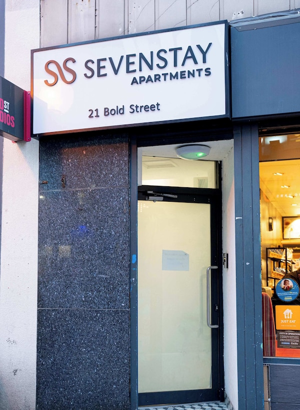 Sevenstay Bold 4 Summ - Liverpool