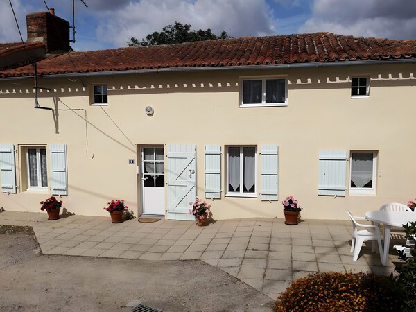 Holiday Home 'La Marguerite à La Campagne' With Private Terrace, Private Garden And Wi-fi - Chambretaud
