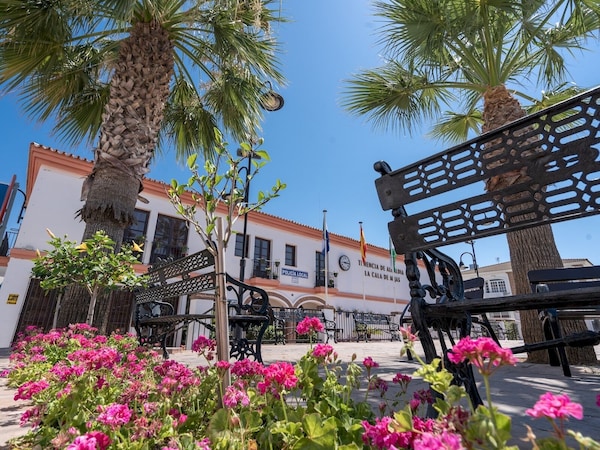 Pass The Keys| Stylish La Cala Apartment | Stroll To The Beach! - Mijas
