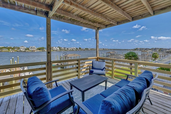 The Wright Viewwaterfront Escape W/ Dock | Views | Walk To Dining And Shopping - Wrightsville Beach, NC