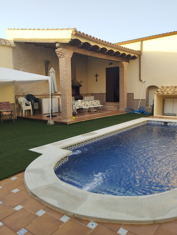 Country House 'Santa Fe' With Private Pool, Wi-fi And Air Conditioning - Montilla