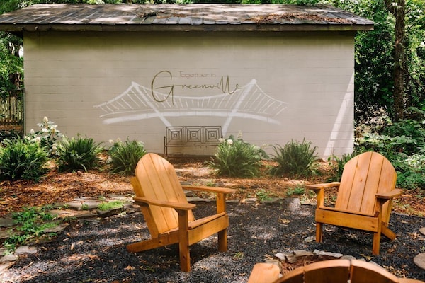 Historic 19th Cabin/guest House In Greenville - Travelers Rest, SC