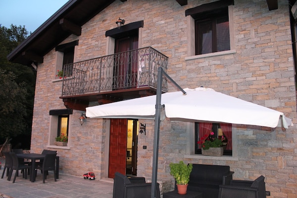 Cabin 'Del Bosco' With Mountain View, Private Terrace And Wi-fi - Lake Como