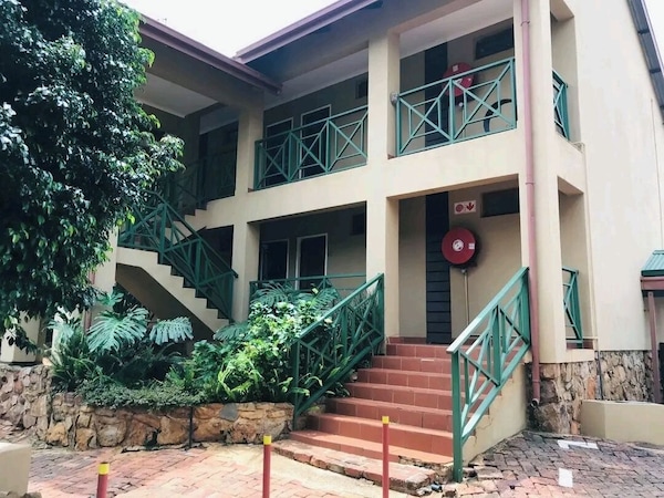 Tranquil Mountain Retreat Diep In Die Berg, Pretoria East - Pretoria