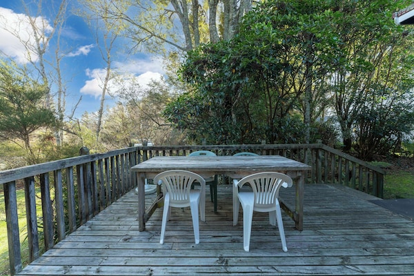 Singlee - Turangi Holiday Home - Tūrangi