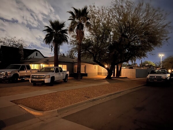 Pool Studio #2 With Wifi & Ac In Downtown Phoenix - Phoenix, AZ