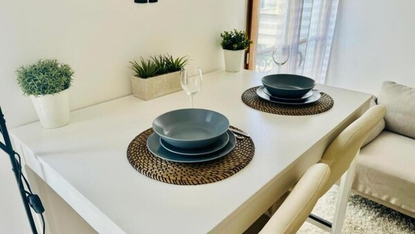 Cozy Apartment In Rueil  Underground Parking  Quiet & Comfortable Near Paris - Rueil-Malmaison