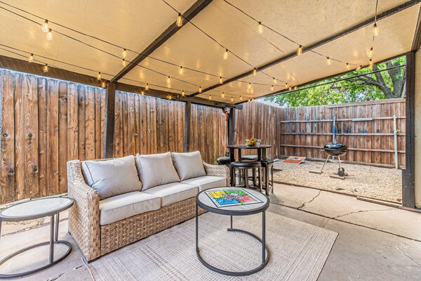 Charming 3br House - Pool, Games, And Grill In Garland - Sunnyvale, TX
