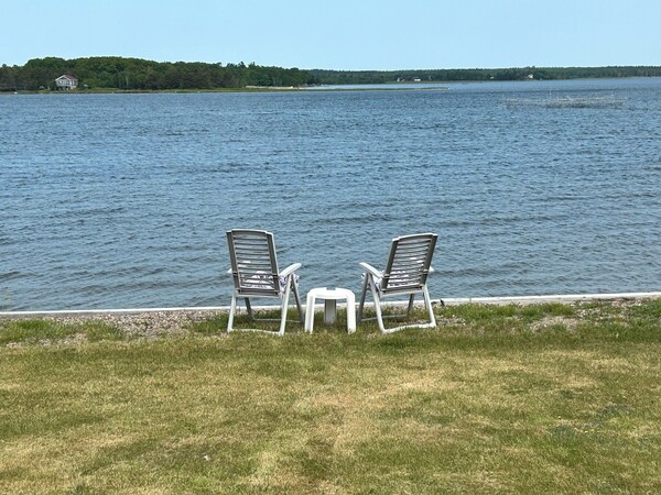 Waterfront Cottage On Tracadie River - New Brunswick
