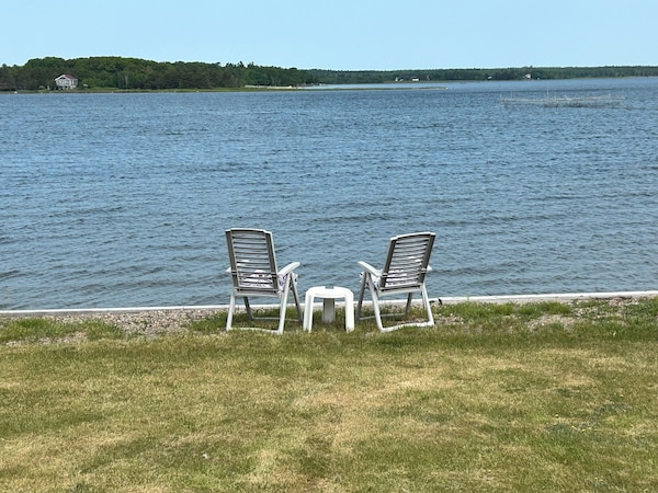 Waterfront Cottage On Tracadie River - New Brunswick