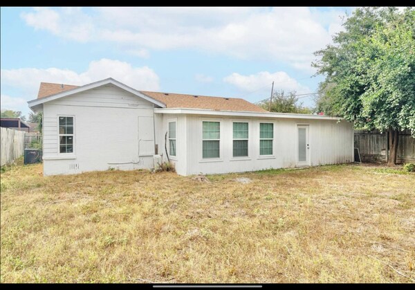 Mcallen Home Pecan - Bicentennial - Edinburg, TX