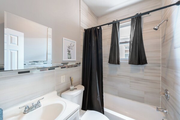 Spacious 14-bedroom House In Charming Newark With Wifi, Ac - Newark, NJ