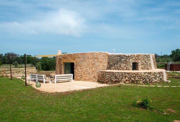 Sea-view Trullo With Pool, Nestled In The Salento Countryside, 5 Accommodations. - Torre San Giovanni