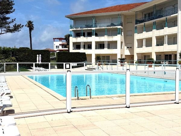 Studio Facing Golf With Terrace And Parking - Urrugne