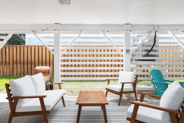 Newly Updated Cottage In The Heart Of Kdh! - Kill Devil Hills, NC