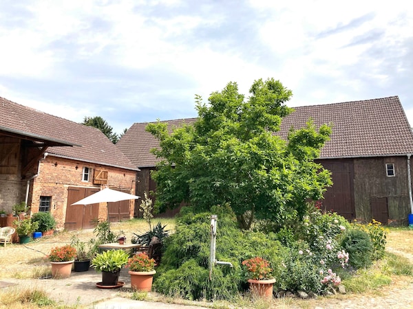 "Dachstudio - Schlamau19" Apartment Mit Gemeinsamer Terrasse Und Gemeinsamem Garten - Bad Belzig