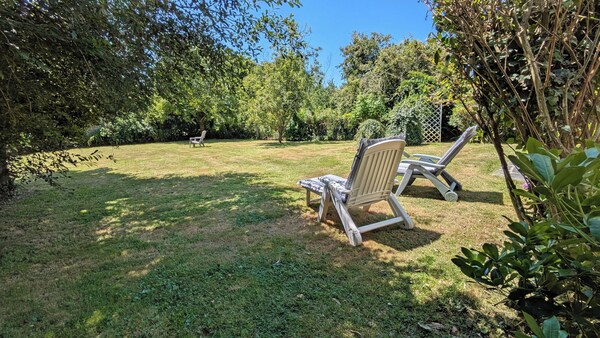 Quiet House, Large South-facing Garden - Crozon