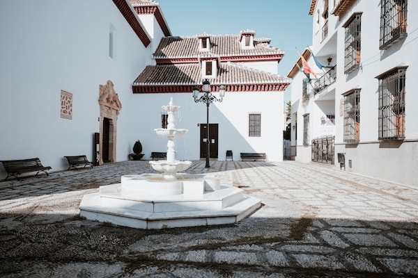 Holiday Home 'La Casa Real' With Mountain View, Wi-fi And Air Conditioning - La Zubia