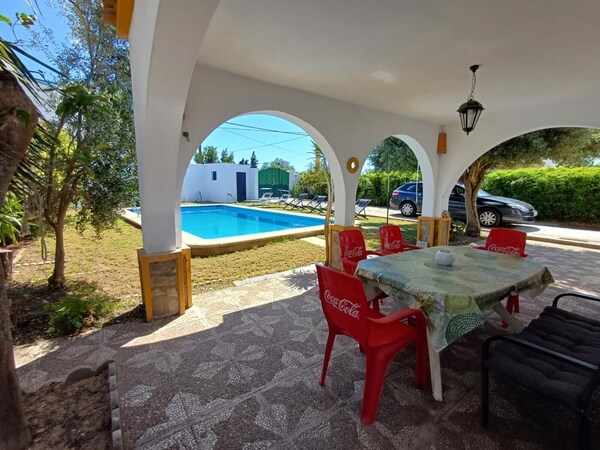 Chalet Con Piscina Privada Jardin Del Sol Solo Familias Y Parejas - Conil de la Frontera