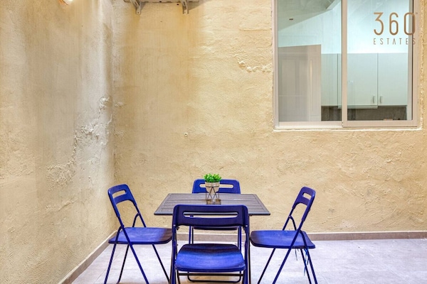 Spacious 4br Sliema Apt W/ Terrace & Top Location - Valletta