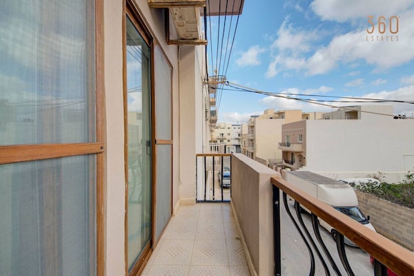 A Spacious 3br Home In Stunning Mellieha W/views - Malte