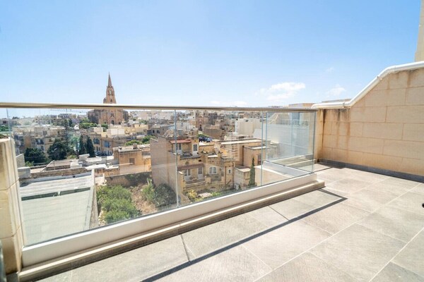 Ghajnsielem 4br Home With Wifi, Ac And Comfy Beds! - Malta