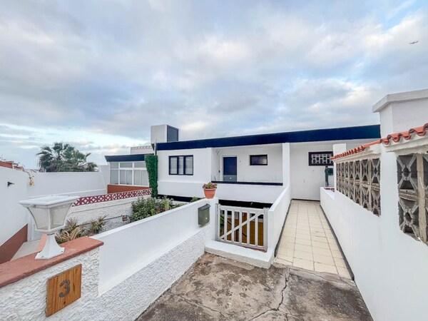 El Bunker Luxury Suite En Playa Del Hombre Con Vista Al Mar - Telde