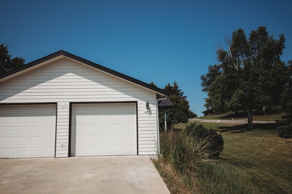 Contemporary Studio Within Walking Distance Of Downtown Bigfork! - Bigfork, MT
