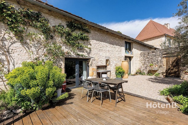 Gîte Douce Campagne  Spa Privatif - Dordogne