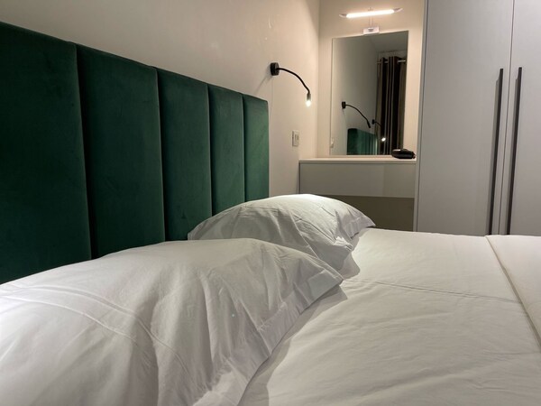 Le Petit 1 - Studio Apartment - Tiran