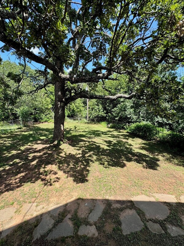 The Historic Hideaway - Charming Home On Iconic Rout 66 In Chandler, Ok - Chandler, OK