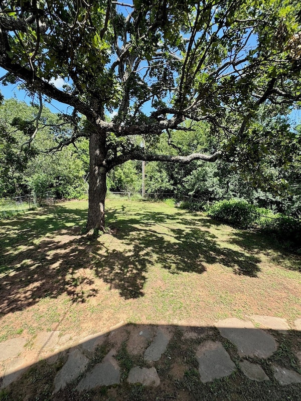 The Historic Hideaway - Charming Home On Iconic Rout 66 In Chandler, Ok - Chandler, OK